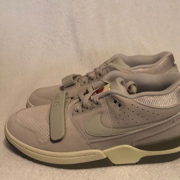 Nike | Shoes | Aaf88 Light Bone Color Dunks Size 5 Be The 1st To Have ...